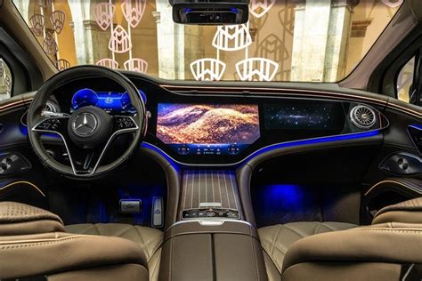 EV Opulence Aplenty The 2024 Mercedes Maybach EQS SUV Edmunds