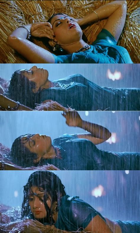 Pin By Muhmmad Sarwar Rana On Sridevi Simply Stunning In Kate Nahin Kat Te Beautiful Women