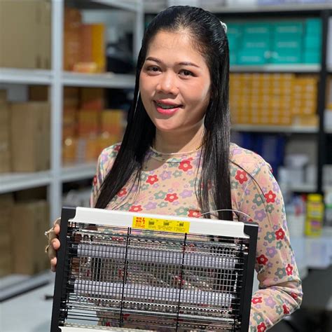 ម៉ាស៊ីនចាប់មូសស្វ័យប្រវត្តិ ម៉ាស៊ីនចាប់មូសស្វ័យប្រវត្តិ