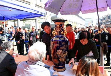 高丽青瓷 华豫之门鉴宝电话 华豫之门鉴宝电话 河南星德文化传媒有限公司鉴宝中心