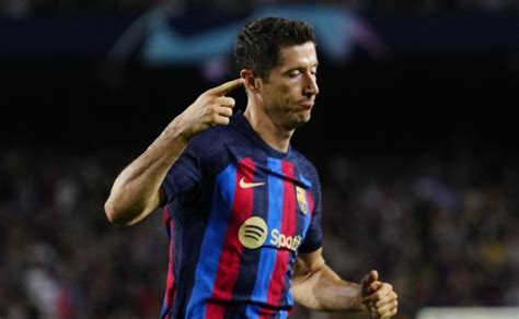 Fc Barcelona Lewandowski Hace Historia Con Su Hat Trick Vs Viktoria Plzen