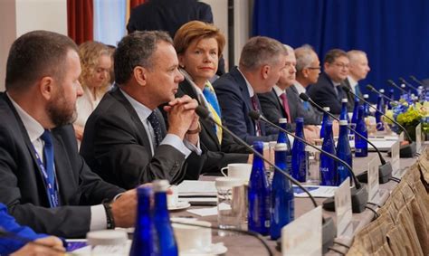 Скільки Нідерланди надали Україні на відновлення інфраструктури що відомо