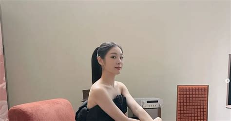 김연아 시크 매력 블랙 드레스 자태결혼 앞두고 물오른 미모 N샷