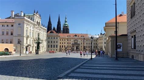 3박4일 체코 프라하 여행 2일차 프라하 성근위병 교대식성 비투스 대성당전망대존레논벽카페수수 네이버 블로그