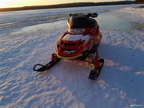 Polaris 500 Xc Edge 500 Cm³ 2003 Nurmes Snow Mobile Nettimoto