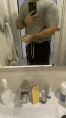 Mirror Flexing S Tenor