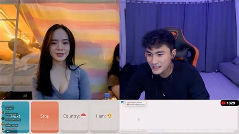 LAGI ASIK ADA YANG NGINTIP YouTube