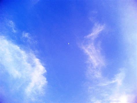雲の名前 その69 三日月浮島 漣