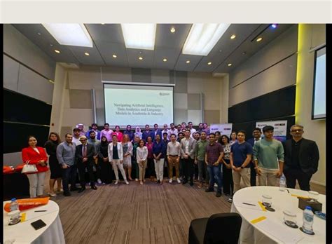 Pavish Singh 🇮🇳 On Linkedin Artificialintelligence Chatbot Robot Dataanalytics