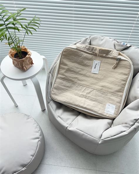 량쯔 가볍게 더 가볍게 협찬 오늘은 티셔츠 하나만 입어도 땀이 나는 날씨네요 이젠 정말 전기장판 겨울 이불 정리해도 되겠죠 저희 집은 이불을 가족 별로