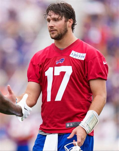 Pin Van Britt Op Josh Allen