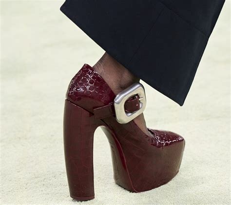 παπουτσια πλατφορμες 2022 Marie Claire Ό τι έχει σημασία για τις γυναίκες