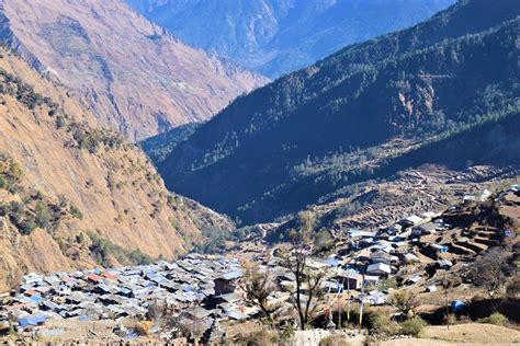 तामाङ हेरिटेज ट्रेलको मर्मत र साइनबोर्ड राख्न पर्यटन व्यवसायीको माग