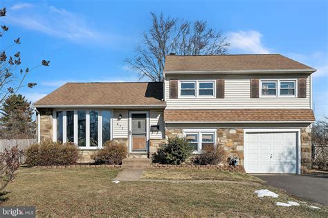 873 Pine Rd Warminster Pa 18974 See Est Value Schools And More