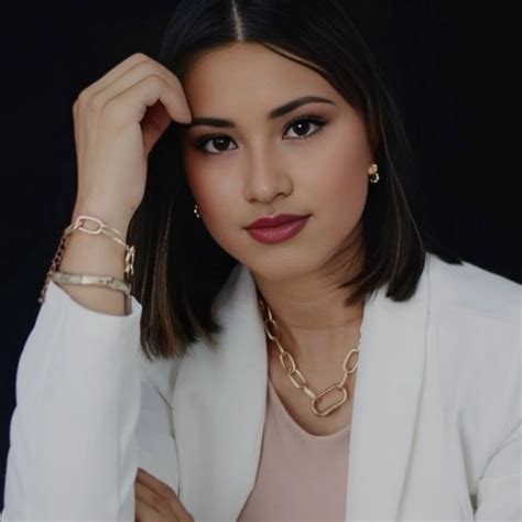 Sofía Vasquez Youtube