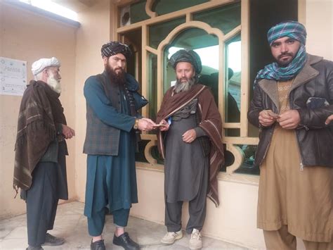 توزیع مساعدت نقدی برای ۴۴۶ خانواده متضرر و بی بضاعت در فاریاب اداره ملی آمادگی مبارزه با حوادث