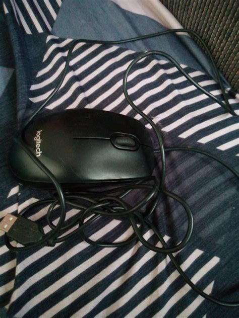 Logitech Mouse Computers And Tech Parts And Accessories Mouse And Mousepads On Carousell