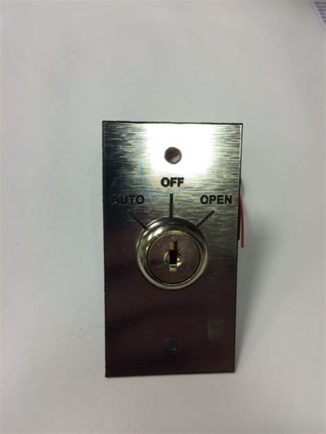 3 Position Keyswitch