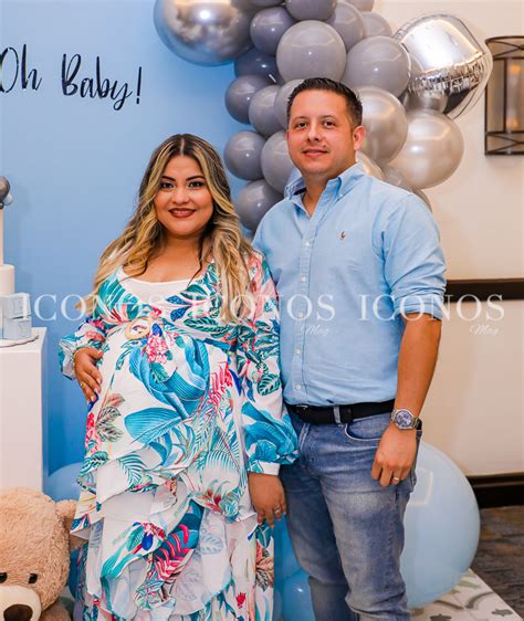Damaris Yolanda García Argueta De López Será Madre En Honduras
