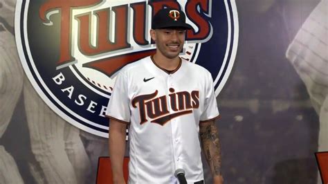 Twins Officially Welcome Shortstop Carlos Correa 5