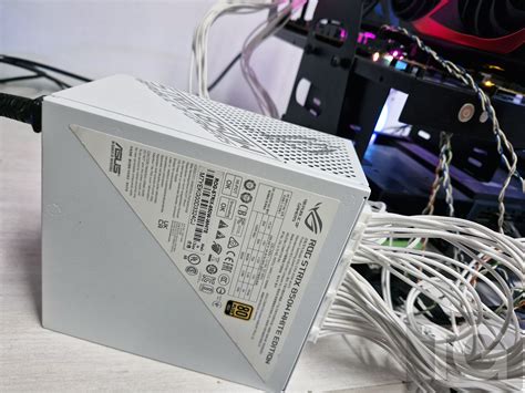 Rog Strix W White Edition Plus Gold Review
