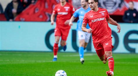 Van Rooij Grapt Mooi Dat Rogier Afsluit Tegen Ons