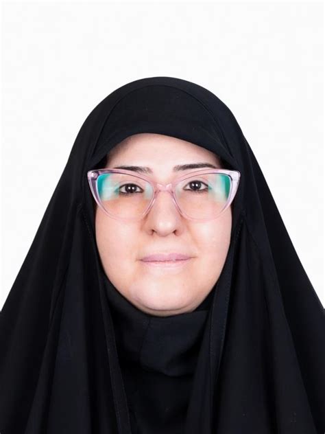 آشنایی با وجیهه فلاح زاده