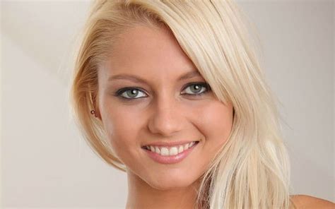 Annely Gerritsen Green Eyes Face Smiling Pornstar Blonde Portrait Hd Wallpaper Pic