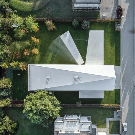 Kinetic Architecture And Moving Buildings From The Dezeen Archives