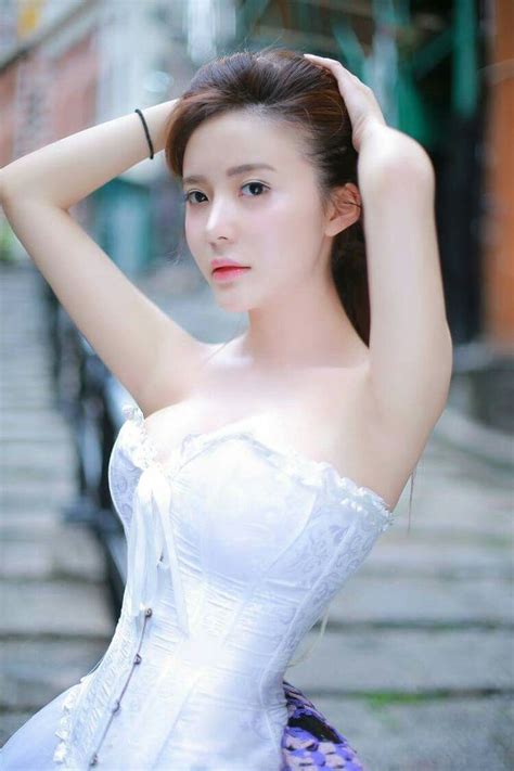 ろ ③おしゃれまとめの人気アイデアPinterestKenjiM コルセット 服飾 写真