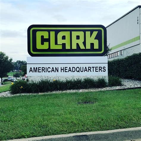 Clarktheforklift Americanheadquarters Clark Material Handling Company