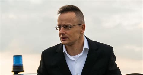 Членство України в ЄС Сійярто заявив про тиск на Угорщину Цензор НЕТ