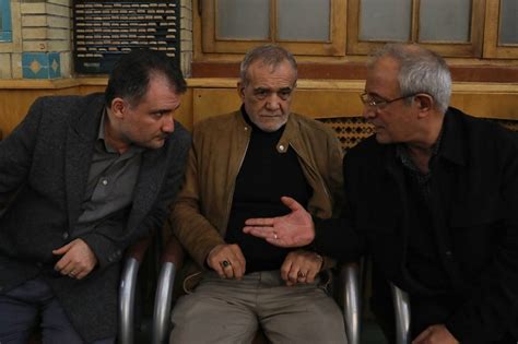 عکس مسعود پزشکیان در مراسم همسر این چهره فوتبالی خبرآنلاین