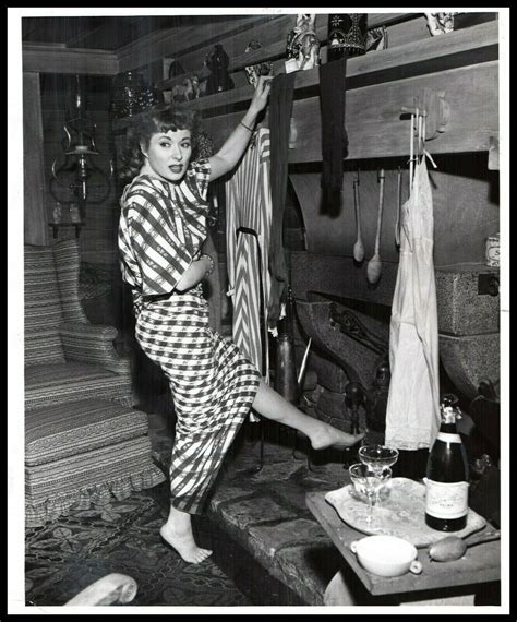 Greer Garsons Feet