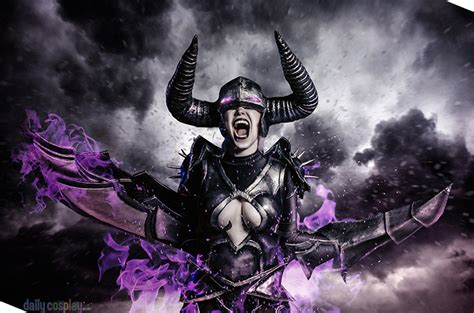 Shyvana Cosplay