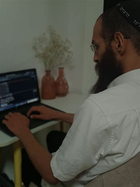 Javascript React Nodejs Sql Shai Rubin