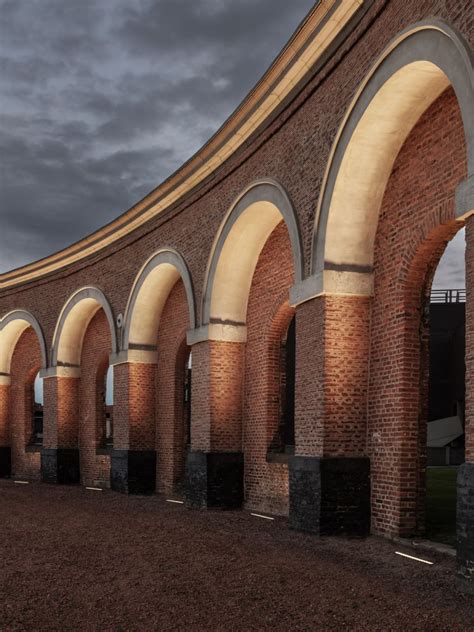 Logic Linear Deltalight