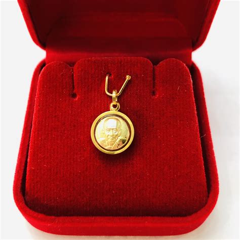 จี้พระเลี่ยมทองแท้หลวงปู่ทวด วัดบวรฯ ส ๕ เลี่ยมทองแท้90 เลี่ยมกันน้ำ Subcharoen1 Thaipick