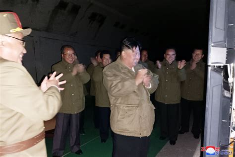 북한 전술핵 부대 미사일 발사 재개김정은 적들에 다시 명명백백 경고
