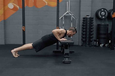 How To Do A One Arm Pushup In Simple Steps