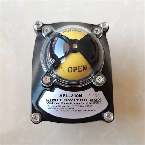 APL 210N Limit Switch Box Valve Position Indicator Mechanical Switches