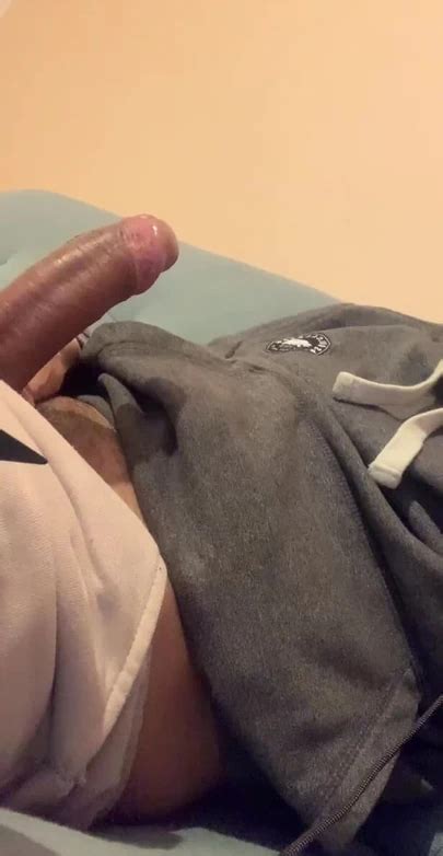 Daddy Wanking His Big Quantum Supreme Tool With All Passion Gay