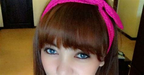 Foto Dan Biodata Bella Sofie Artis Indonesia