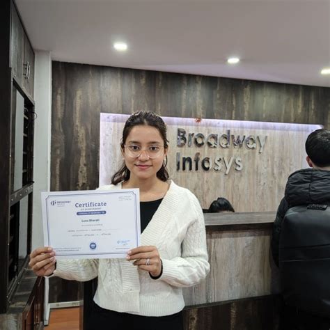 Broadway Infosys On Linkedin Certificatedistribution Broadwayinfosys Ittraininginnepal