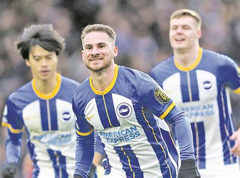 မန်ယူအသင်းက လာမည့်နွေရာသီကစားသမားအပြောင်းအရွှေ့ကာလတွင် ဘရိုက်တန်အသင်း ကွင်းလယ်ကစားသမား အဲလက