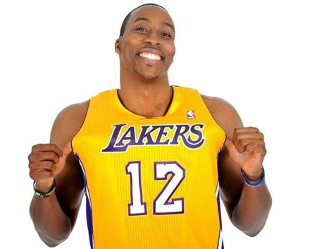Nba现役单赛季犯规最多的六位球员，霍华德上榜，榜首令人惋惜