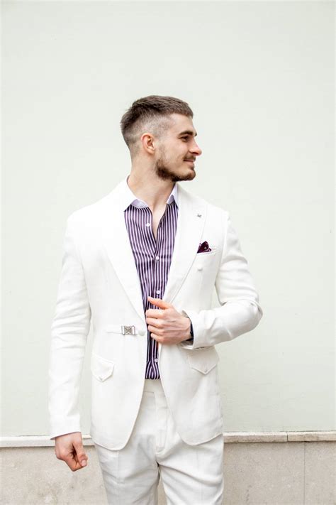 Костюм двійка однобортний молочний однотон