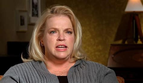 Sister Wives Janelle Was Scared To Share These Photos On The Internet See Video