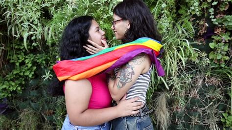 20 Interracial Lesbian Kissing Photos Stock Videos And Royalty Free