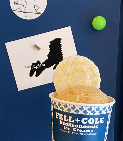 Fellcole 펠앤콜 🍦4월 24일 세이블 스페이사이드비건 프렌치 다크 초콜릿 터프쿠키 황금 버터 깻잎 파파팥 레바논 로즈워터 자몽 프로즌 요거트